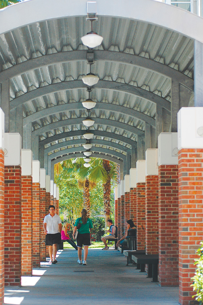 The University of Tampa - Residence Life - Video Tours